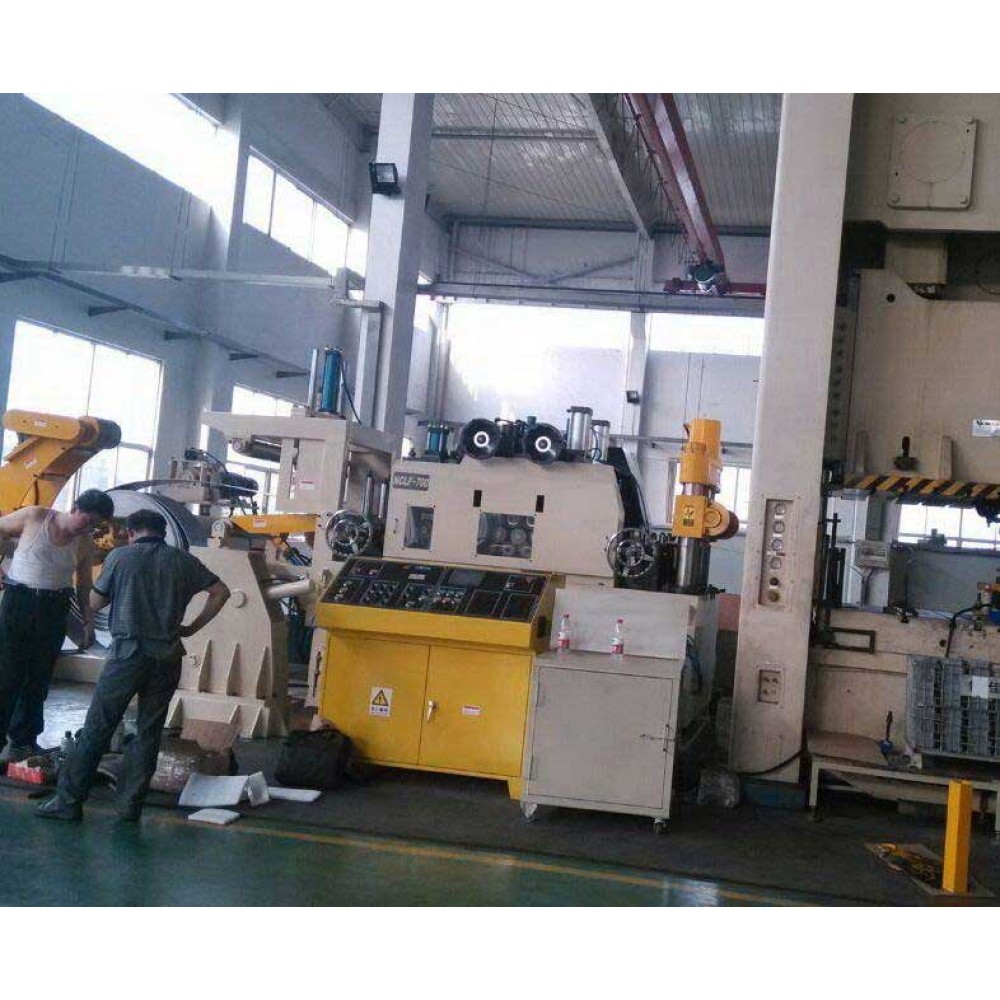 3 IN 1 NC Servo Feeder Decoiler Straightener Feeder Decoiler Servo Straightener NC Feeder for ...
