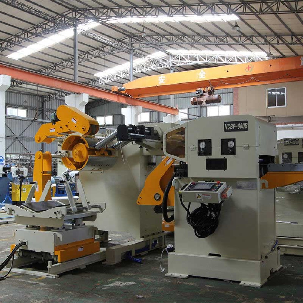 3 In 1 NC Servo Feeder Machine Line Roll Feeding Leveling Machine Straightener and Uncoiler For ...