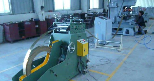 High Speed Mechanical Roll Feeder