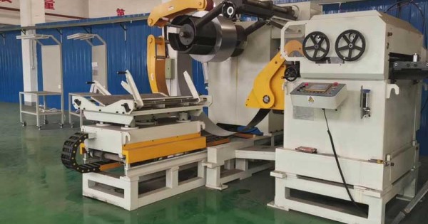Steel automatic mandrel decoiler servo roll feeder system leveler and ...