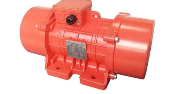 400W AC Vibration Motor Waterproof , 3 Phase, 4 Pole