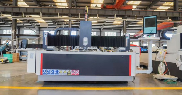Laser Cutter Machines For processing hardware accessories
