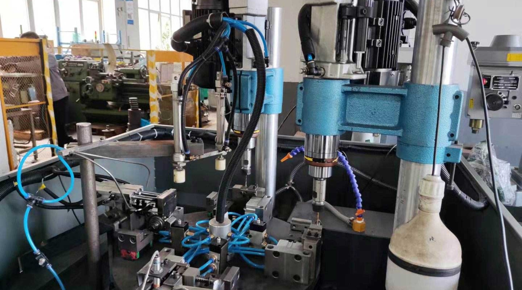 Basic Technology of Mechanical Machining: Servo Motor-driven Hole ...