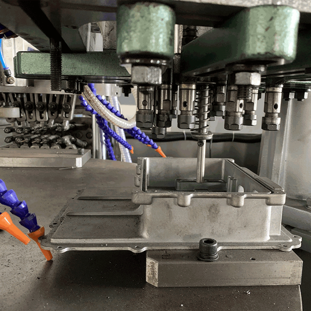 Automatic Multi Spindle Drilling Tapping Machine Aluminum Heat Sinks ...