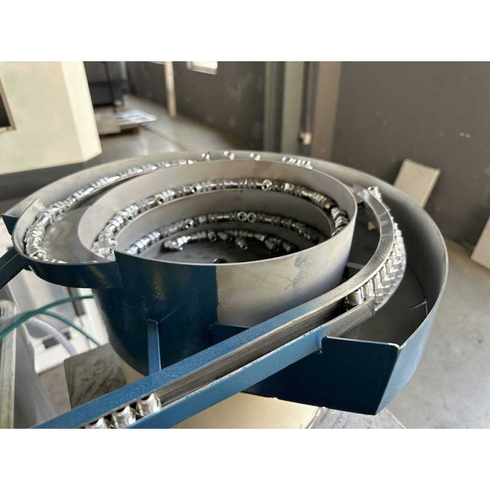 Fully automatic nut tapping machine with vibration bowl feeder with ce ...