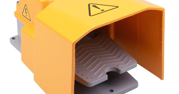 Aluminium Foot Switch Full Guard SPDT IP65 15A 250VAC