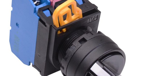 22mm 2 Position Maintained Selector Switch 2NO-1NC IP65