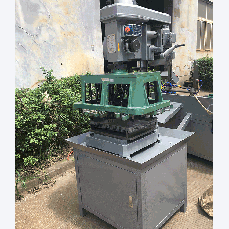 Multi-axis Automatic Electric Nut Rubber Tapping Machine Desktop ...